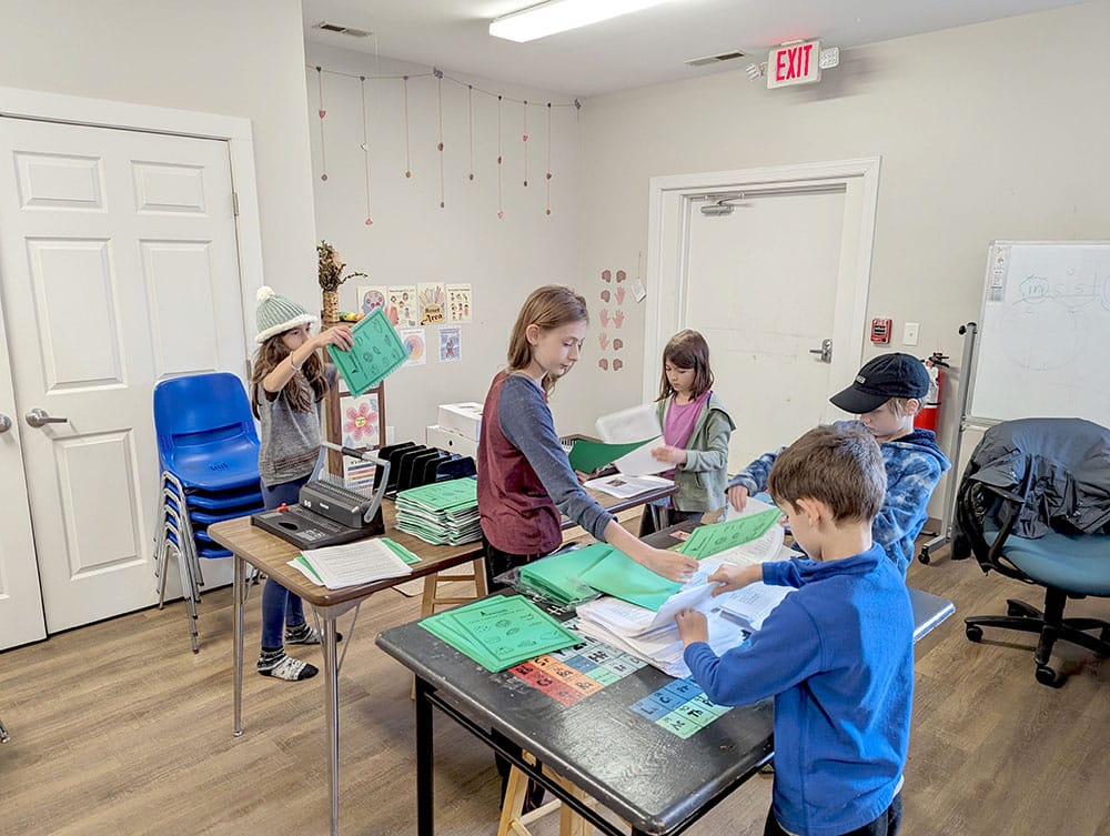 Montessori Elementary Program | Pinewoods Montessori